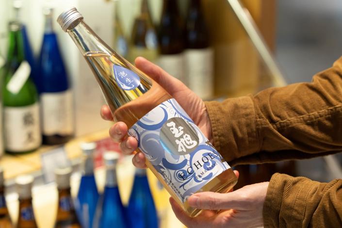Sake Tasting in Toyama | Stories | The Official Tourism Website of ...