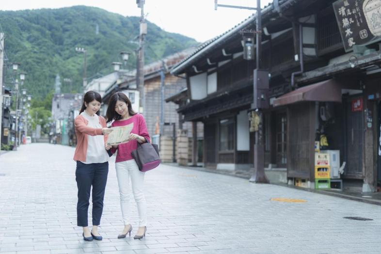 Walk Along the Historic Zuisenji Temple and Yokamachi Dori (Inami ...