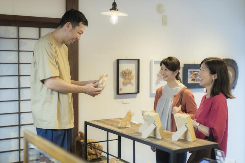 Walk Along the Historic Zuisenji Temple and Yokamachi Dori (Inami ...