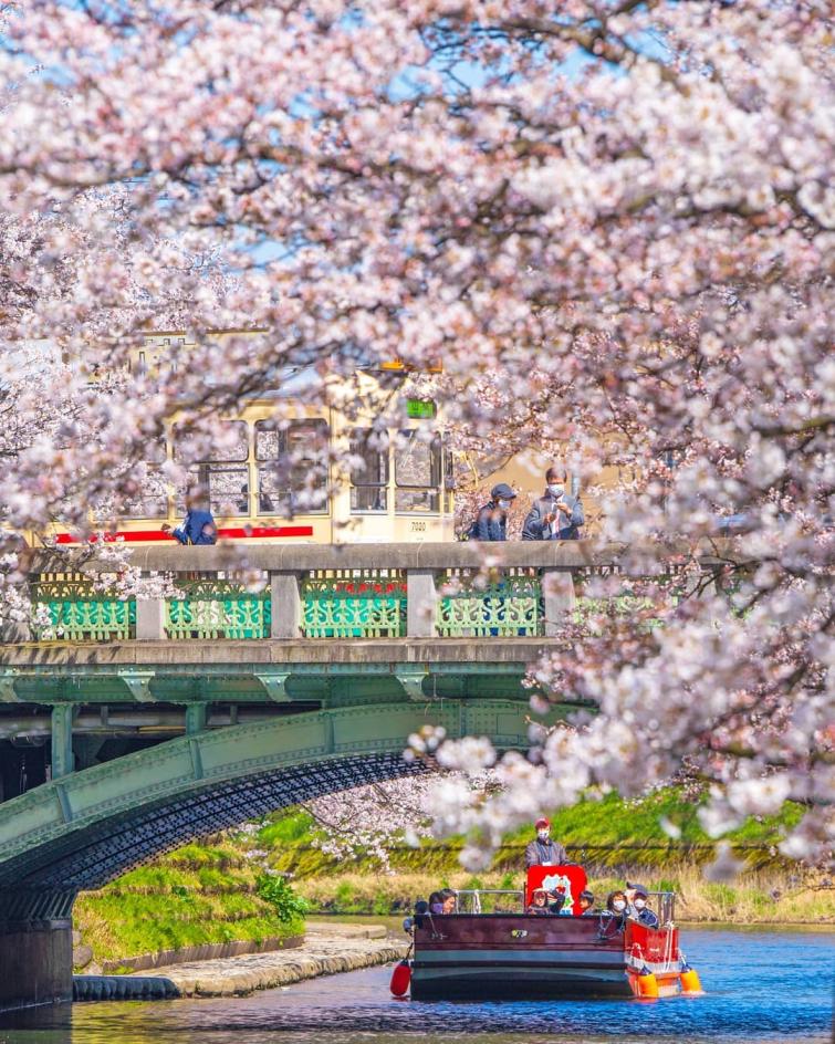 The ultimate bucket list location! Toyama's spectacular scenery in all ...