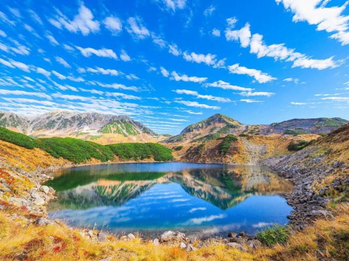 The ultimate bucket list location! Toyama's spectacular scenery in all ...