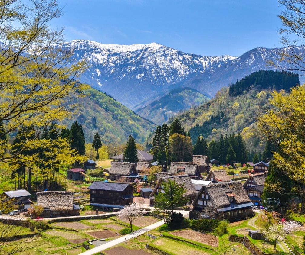 The ultimate bucket list location! Toyama's spectacular scenery in all ...