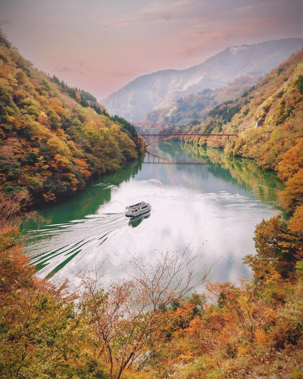 The ultimate bucket list location! Toyama's spectacular scenery in all ...