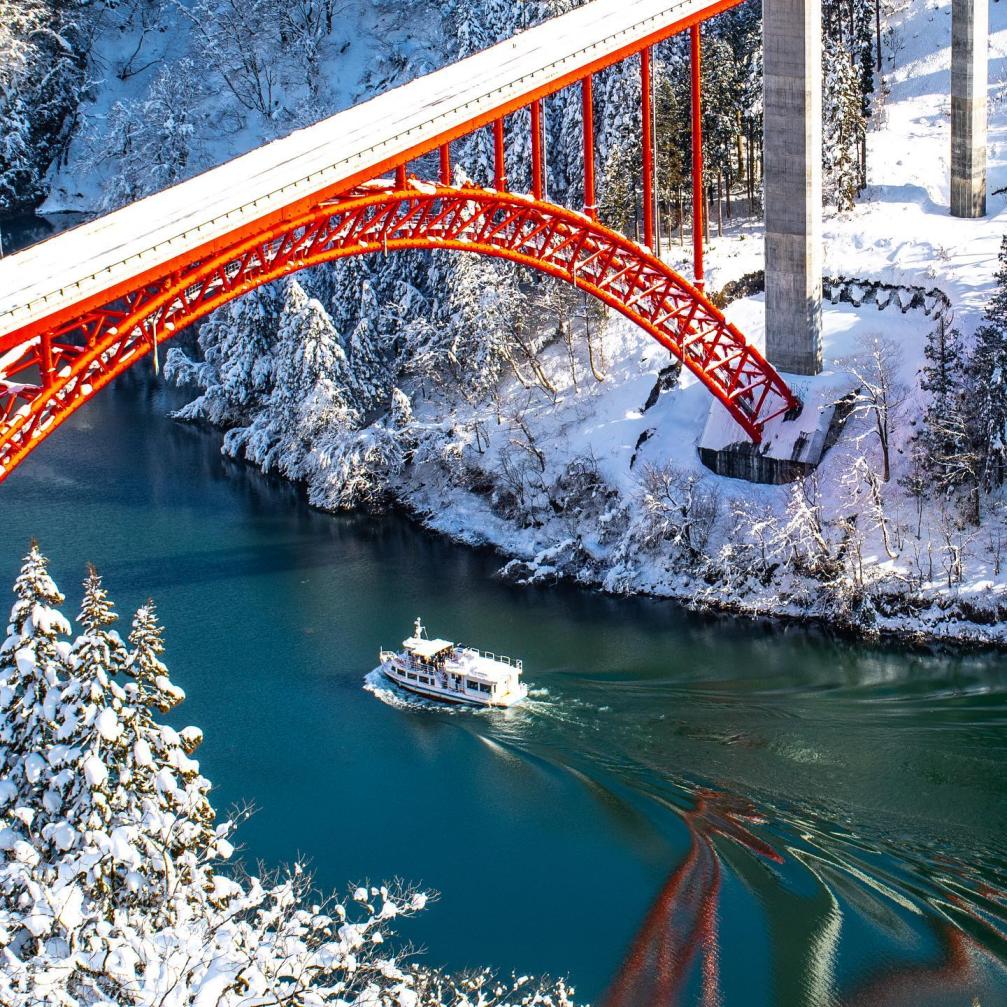 The ultimate bucket list location! Toyama's spectacular scenery in all ...